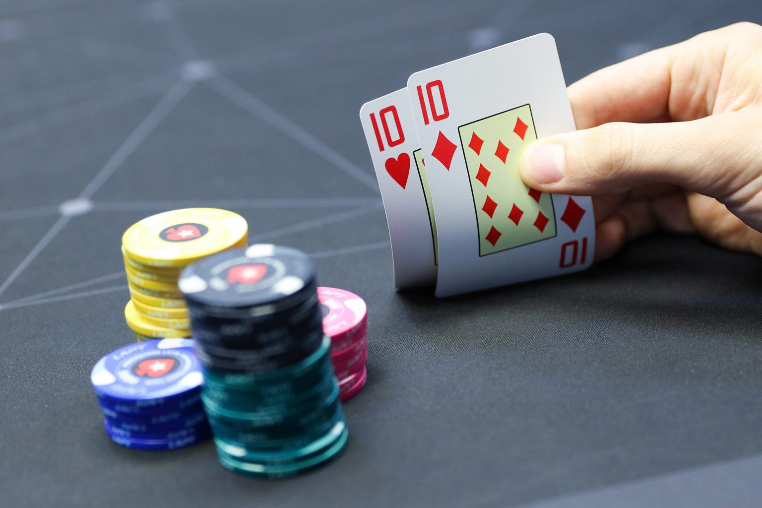 Las Matemáticas de enfrentar una apuesta 4-Bet - PokerStars Learn LATAM
